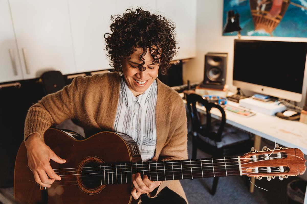 Lynette Smith Music - Lessons